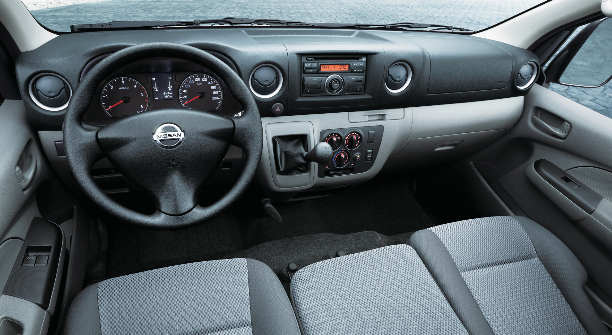 Nissan NV350 Urvan | Commercial Vehicles | Nissan